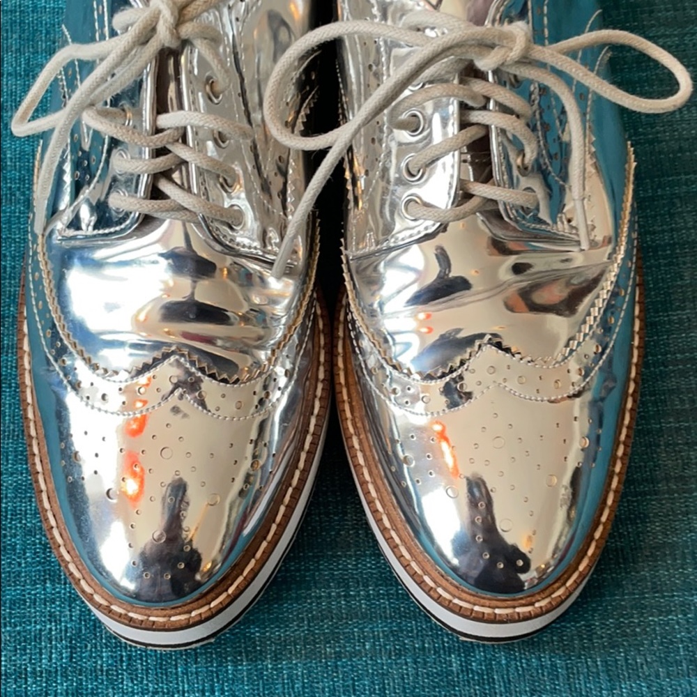 Shelly’s London Silver Eva Platform Emma Shoes 39 - Gem